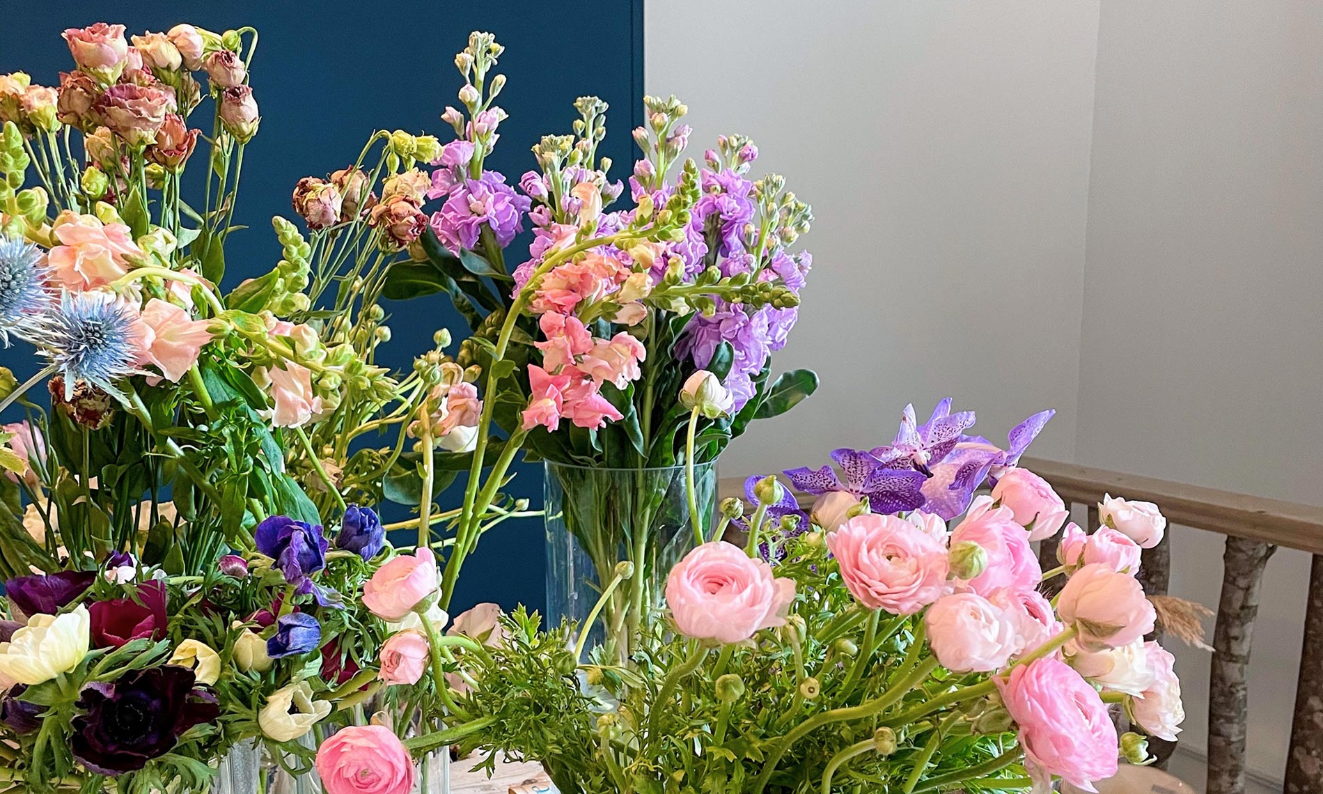 Saturday Flower Delivery | LOV Flowers – LÖV Flowers